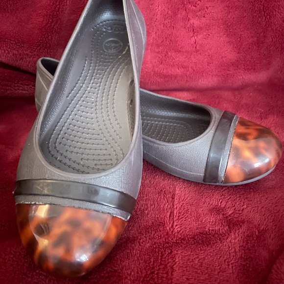 CROCS | Shoes | Crocs Brown Tortoise Shell Toe Ballet Flats | Poshmark